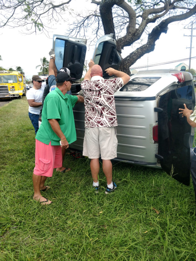 Bystanders come to aid of woman and baby | News, Sports, Jobs - Maui News